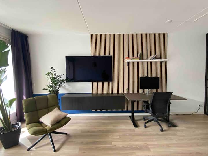 Modern Apartment Aleks With Parking & Garden - Breda