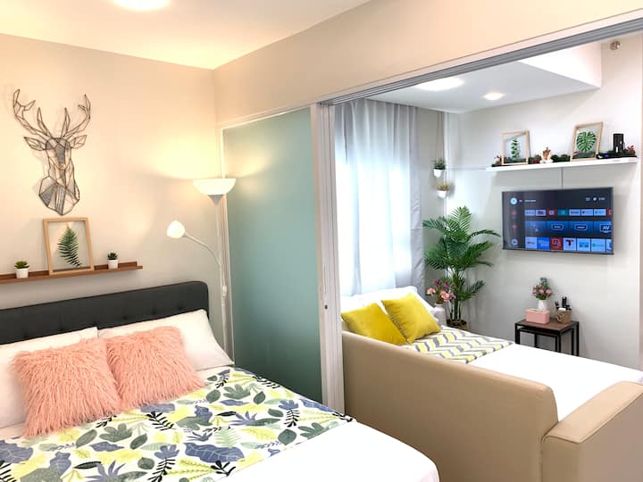 Cozy 1br W/ Netflix Near Ua&p, Megamall, Shangrila - Pasig