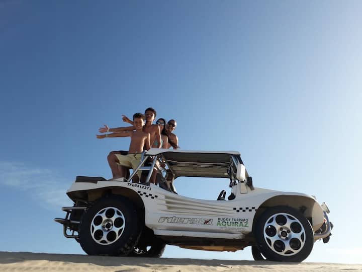Passeio De Buggy Saindo Porto Das Dunas Aquiraz - Aquiraz