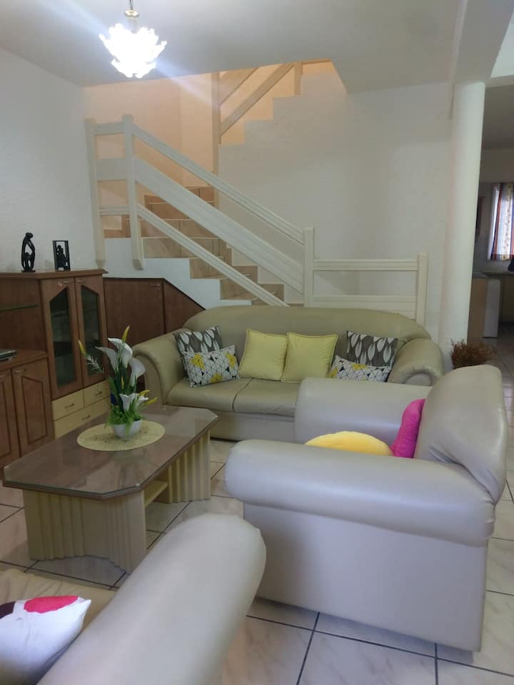 3 Bedroom Villa With Swimming Pool And Terraces - Mauritius
