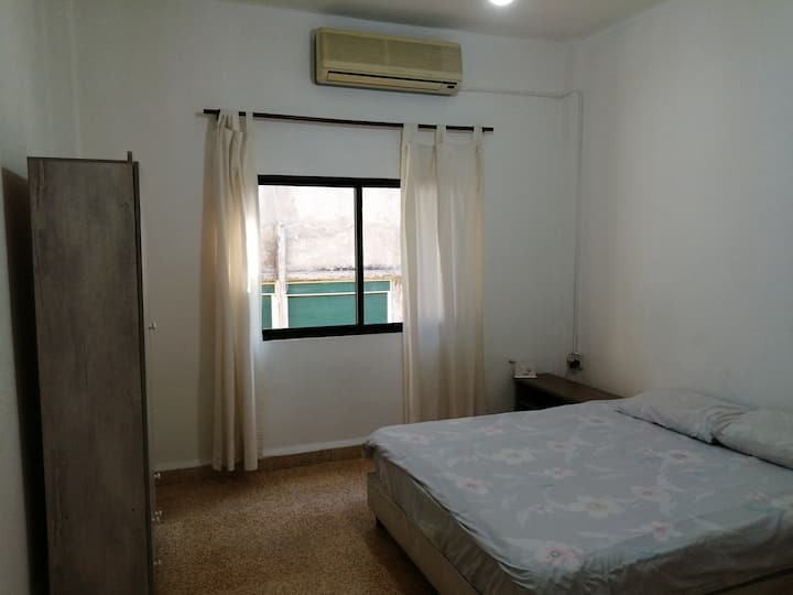 3-bedrooms With Parking And 24h Electricity - Beirut
