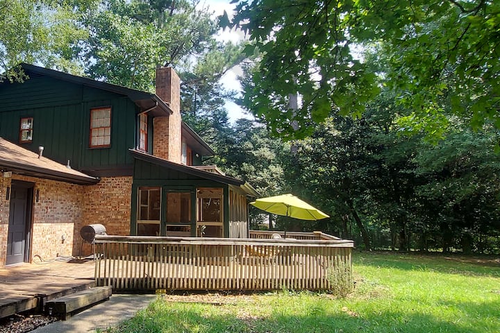 5 Br Tranquil Home On 1 Acre In West Athens - Athens, GA