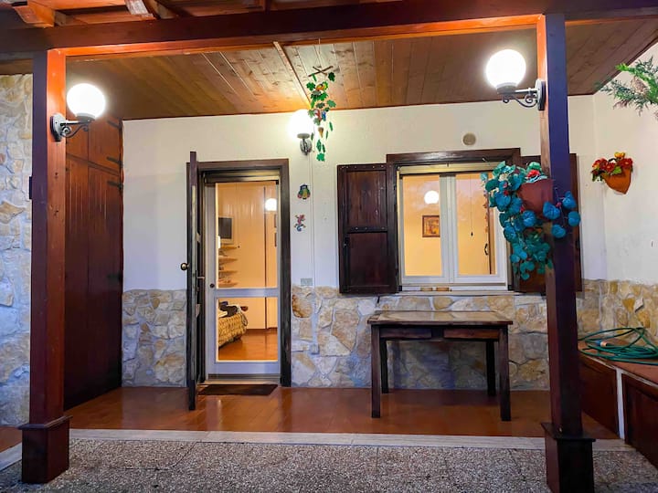 Casa Con Camino E Giardino In Parco Privato - Castel di Sangro