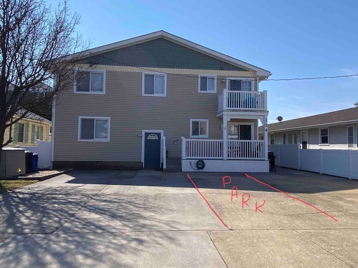 Cozy Sunny 2br Condo With Off Street Parking - Stone Harbor, NJ