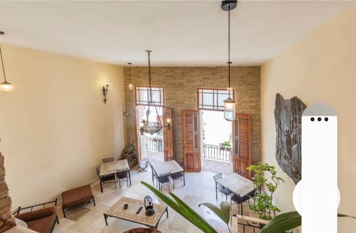 Bello Hostal En El Centro Histórico De La Habana - Havana