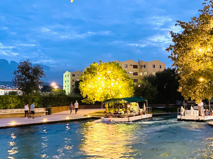 4-7 Downtown Apartment Fundidora And Santa Lucía - Monterrey