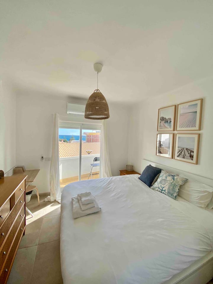 Ocean View Apt  (Middle Floor) - Faro District