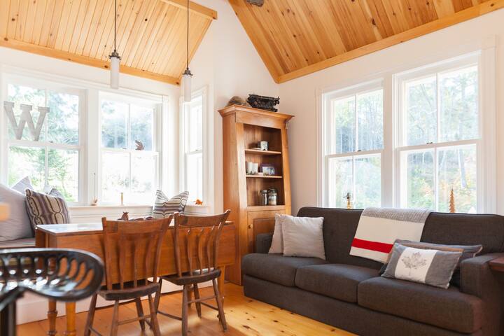 Walden Cabin - Cabins for Rent in North Wiltshire, Prince Edward Island ...