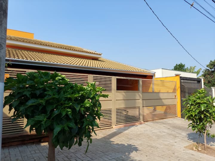 Casa Rústica E Espaçosa No Centrode Bonito - Ms - Bonito