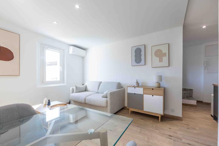 Charme Au Suquet: 1 Chambre & Canapé-lit - Ac - Cannes