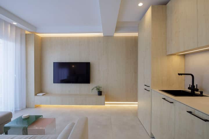 The Minimalist Sanctuary: Bright, Luxurious 1 Bed - Málta
