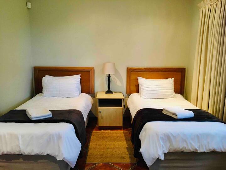 Two Bedroom Cottage #8@witzenberg Guest Farm - Wolseley