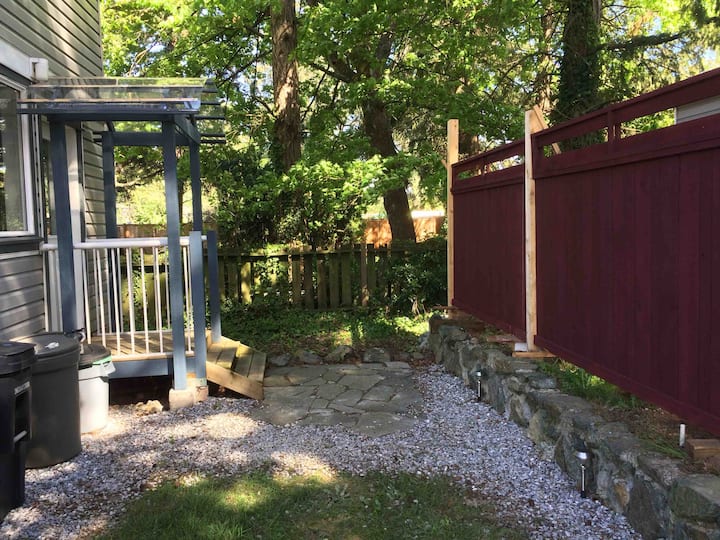 Convenient And Comfortable - Nanaimo