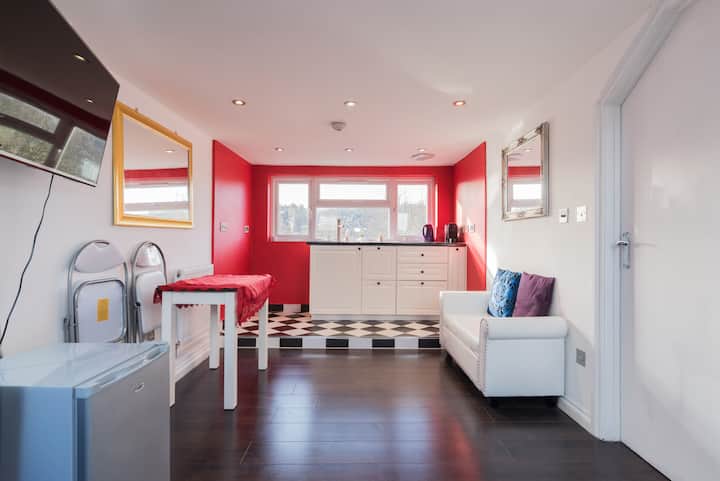 Studio Flat Kitchen/en-suite 15min From Greenwich - Woolwich