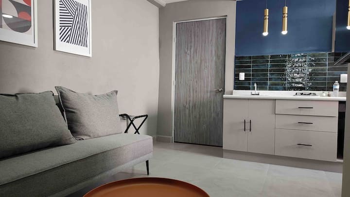 W10 Loft Expiatorio - León