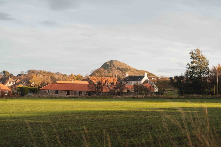 Original Stone Barn Reimagined As A Chic Minimalist Hideaway - North Berwick
