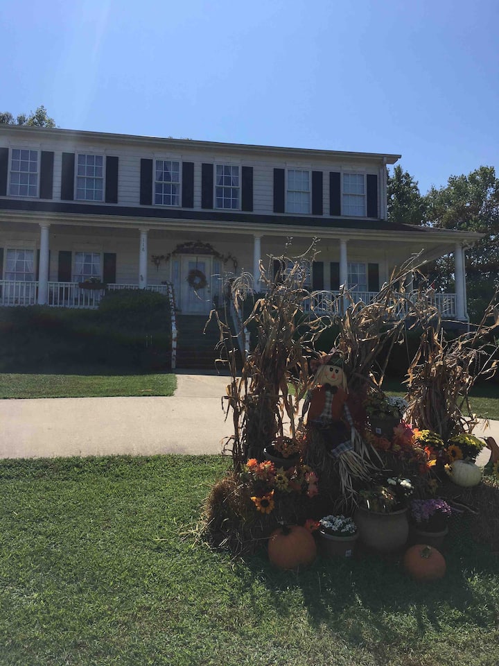 Very Large Home With 4 Bedroom 2.5 Bath. - Easley