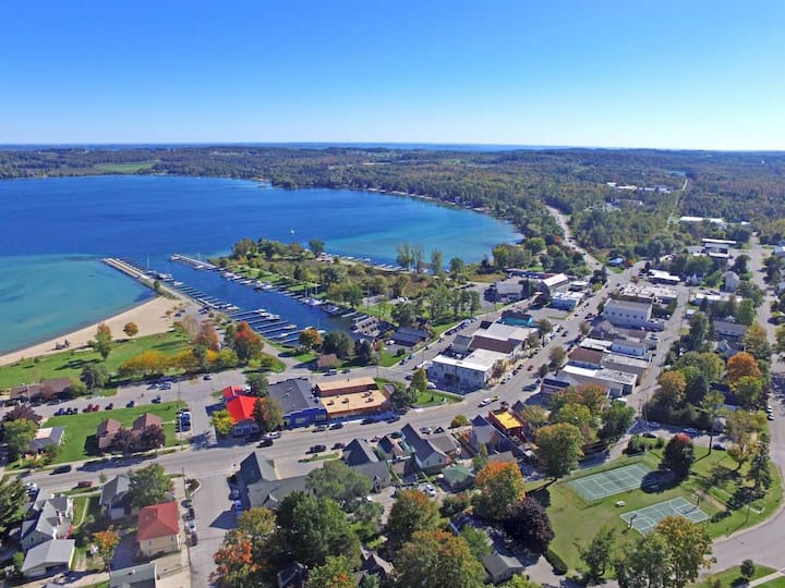 Suttons Bay North Beach Condominium - Suttons Bay, MI