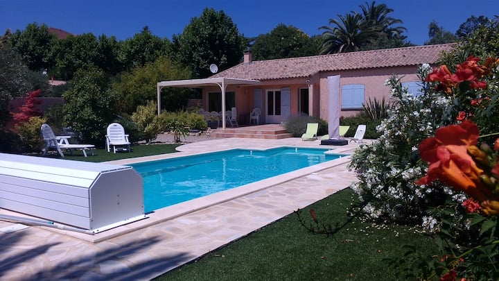 Villa 7 P. Piscine, Jardin Arboré,parking Privés - Autignac