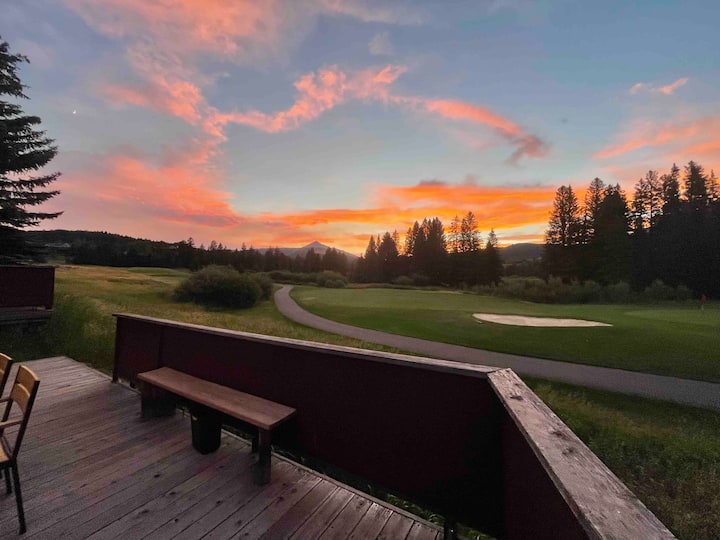 Cozy Mountain & Golf Course Condo | Lone Mtn Views - Big Sky, MT