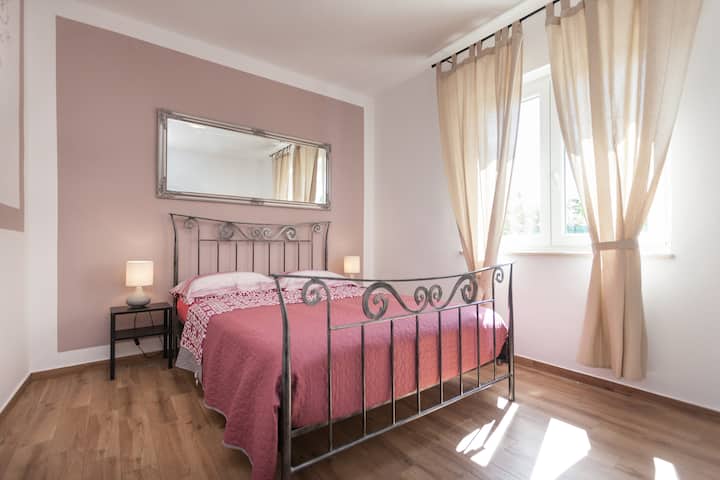 Big Apartment In House Near The Sea - Rovinj
