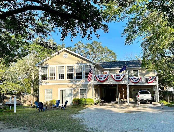 Cozy Creekside Oasis-2 Bedroom - Murrells Inlet, SC