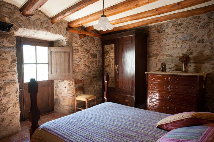 Molí Can Coll- Apart. Rural Cubil (2pax) - Vall de Núria