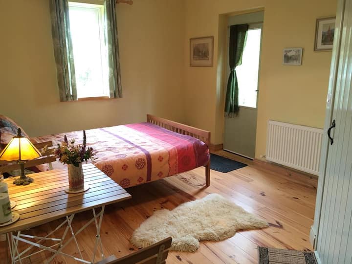 Driftwood Ensuite Room Only , No Kitchen Access - Skibbereen