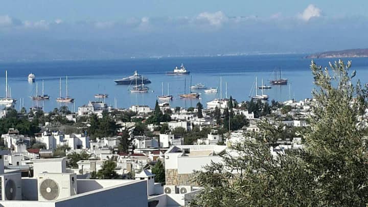 Bodrum Merkez Deniz Manzaralı Geniş Teraslı Daire - Bodrum