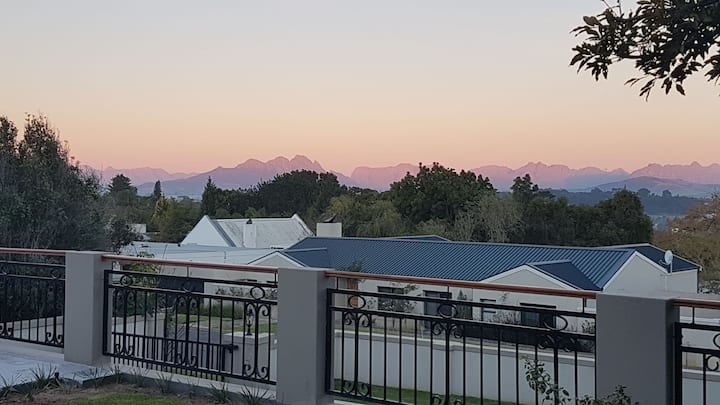 Halfway Between Cape Town Cbd & Stellenbosch - Western Cape