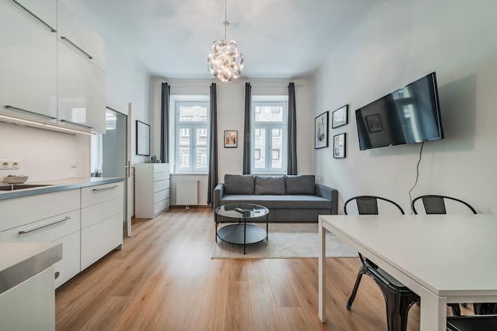 Exclusive Apartment - Next To Metro U1 - Vienna