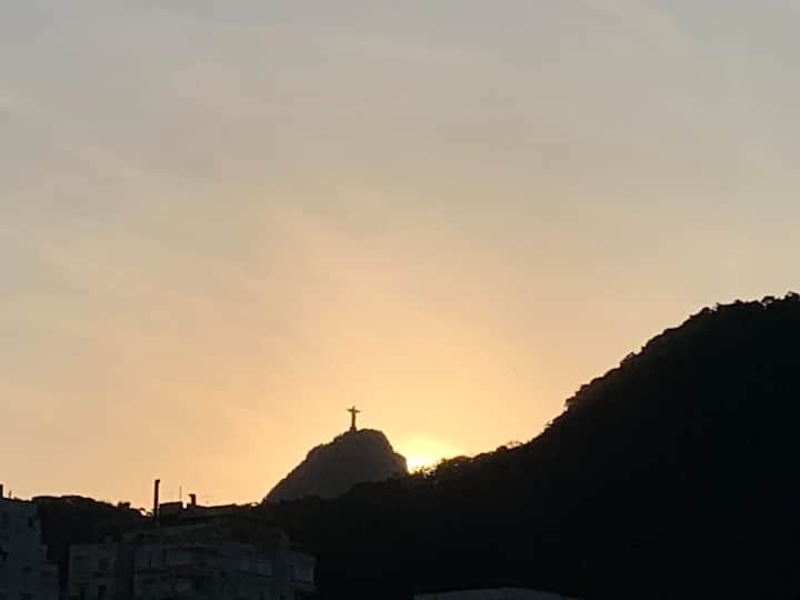 Aconchegante E Bem Localizado. -
