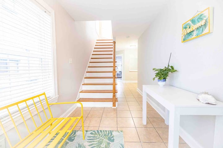 Norfolk Beach Home Perfect For Families And Groups - Portsmouth, VA