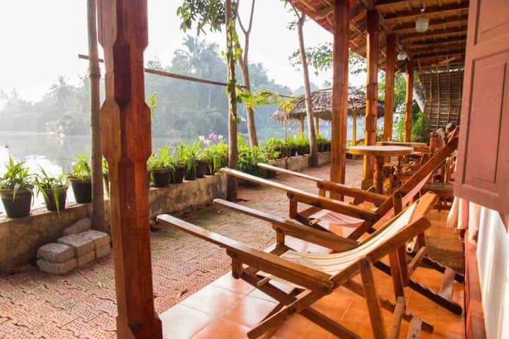 Lake View Lower Floor At Malayalam Alleppey - Alappuzha