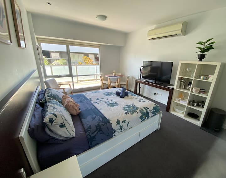 Modern Studio Apart In The Iconic Aldi Development - Saint Kilda