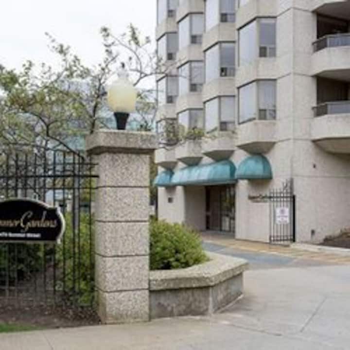 Superb 2 Bedroom Condo Unit In Downtown Halifax - Nova Scotia