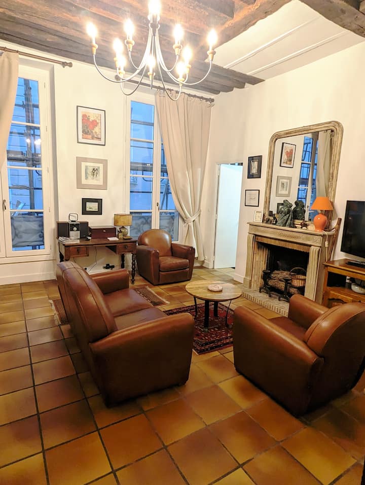 Appart Authentique Et Confortable - Marais Chapon - Paris