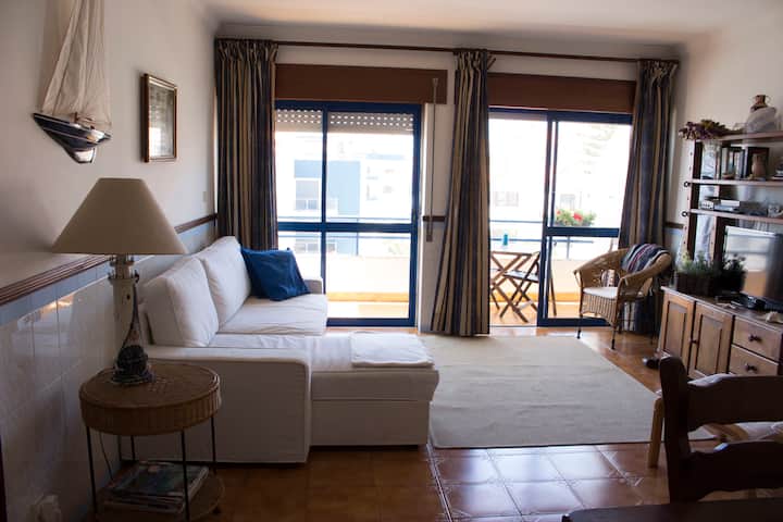 Cozy Apartment In The Center Of Ericeira - Ericeira