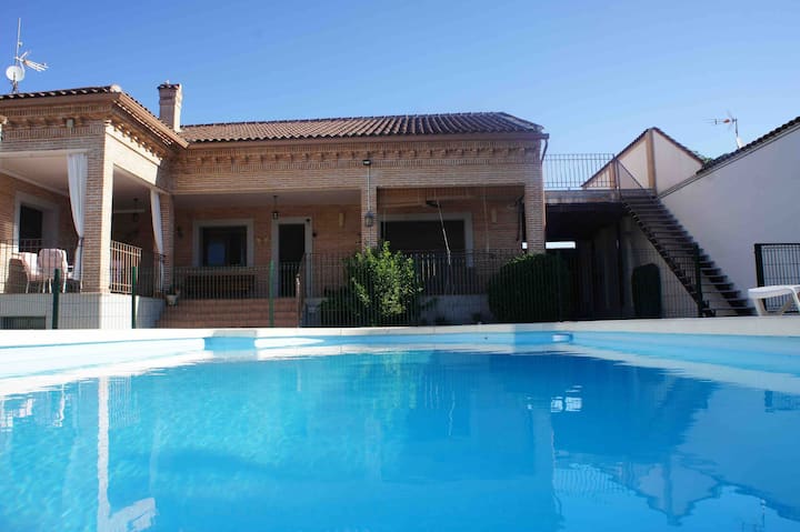 Casa Rural La Candelaria - La Puebla de Montalbán