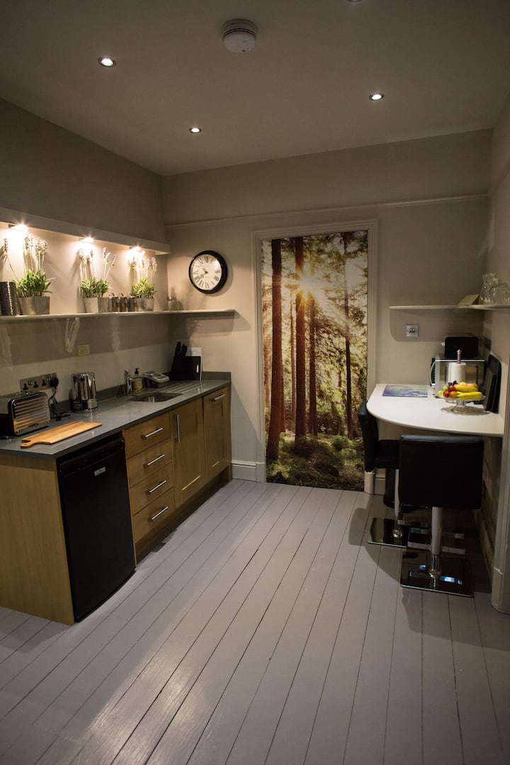 The Garden Suite-deluxe Accomodation In Kendal - Kendal