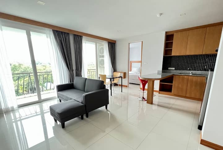 Saiyuan Buri Condo 2bedroom / 2bathroom - Kata Beach