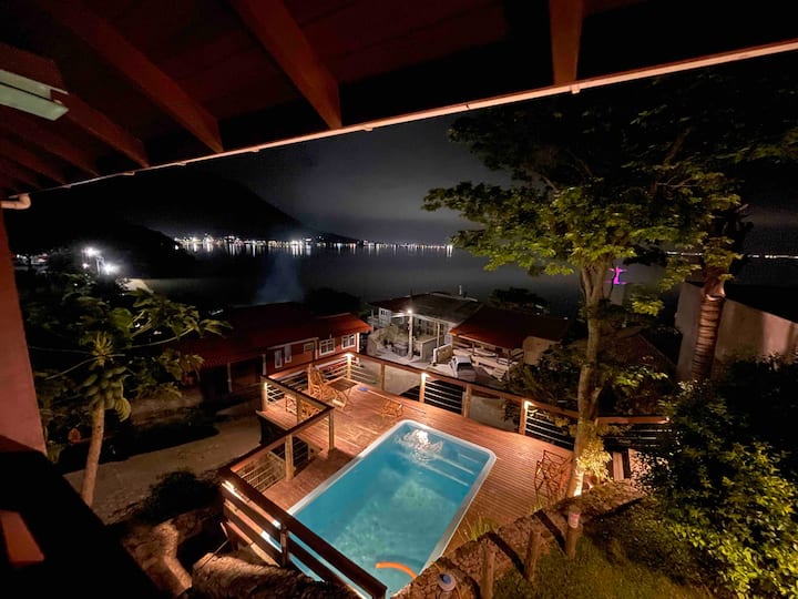 Casa Beira-mar Piscina Privada 4 Dormitorios. - Palhoça