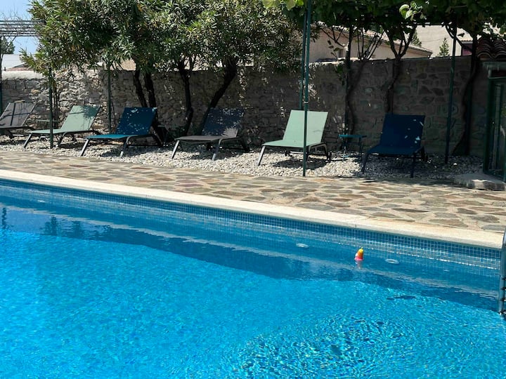 Le Clos De L'olivier - Propriété 20 Couchages - Aubenas