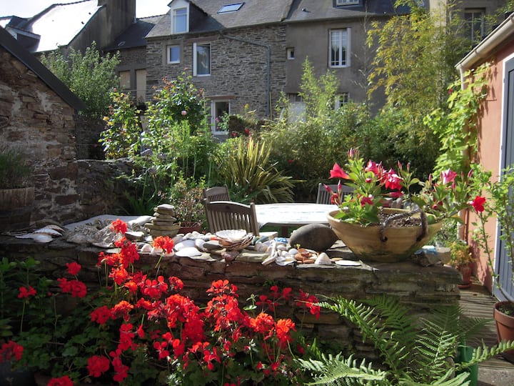 Maison De Pêcheur Bord De Mer, Jardin Sud - Pointe du Grouin