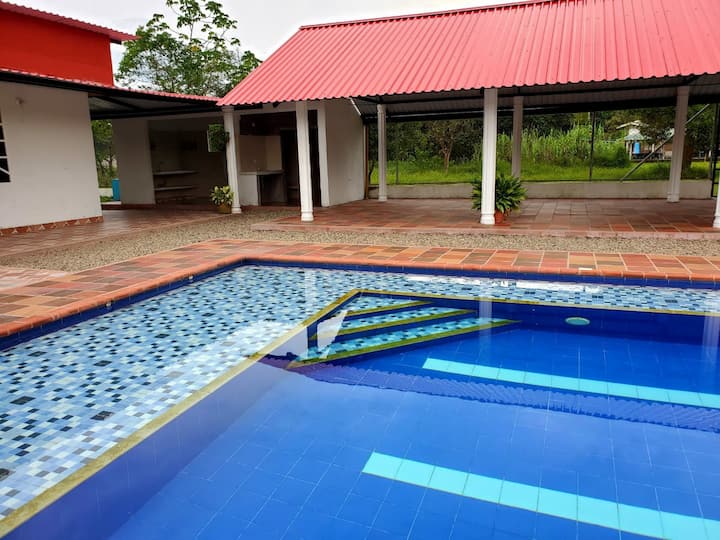 Finca Privada, Piscina, Kiosco, Wifi, Tejo Y Más. - Villavicencio