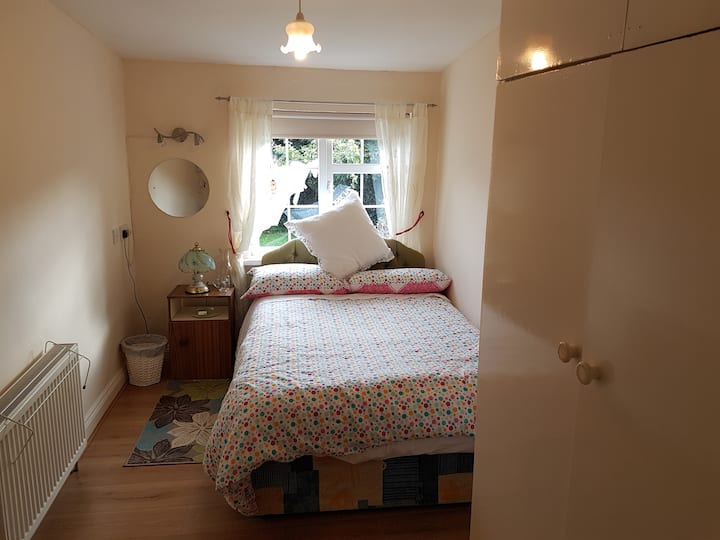Highlands Cottage - Gorey