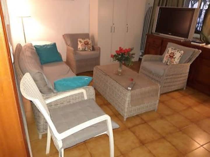 Locked Rooms Centro Fuengirola, Perfect Workers - Fuengirola