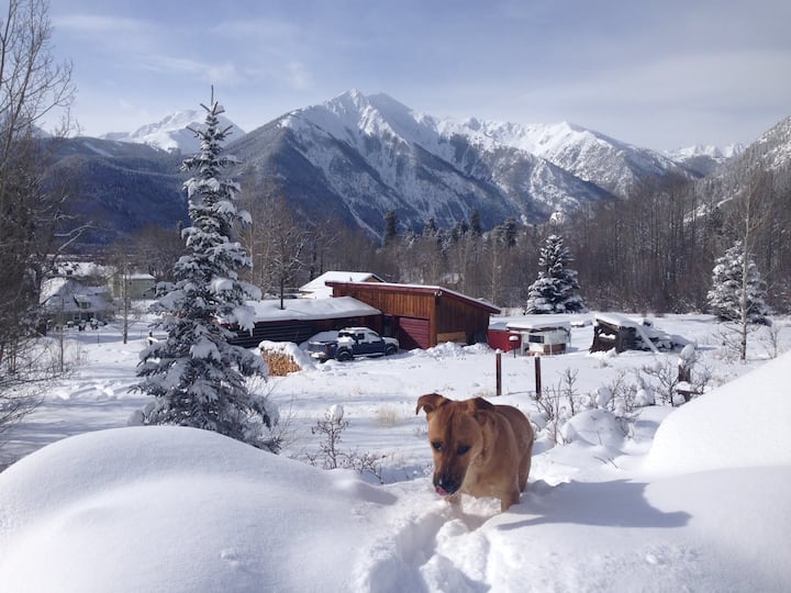 Renovated Historic Miner's Cabin
Strl #2025-073 - Twin Lakes, CO