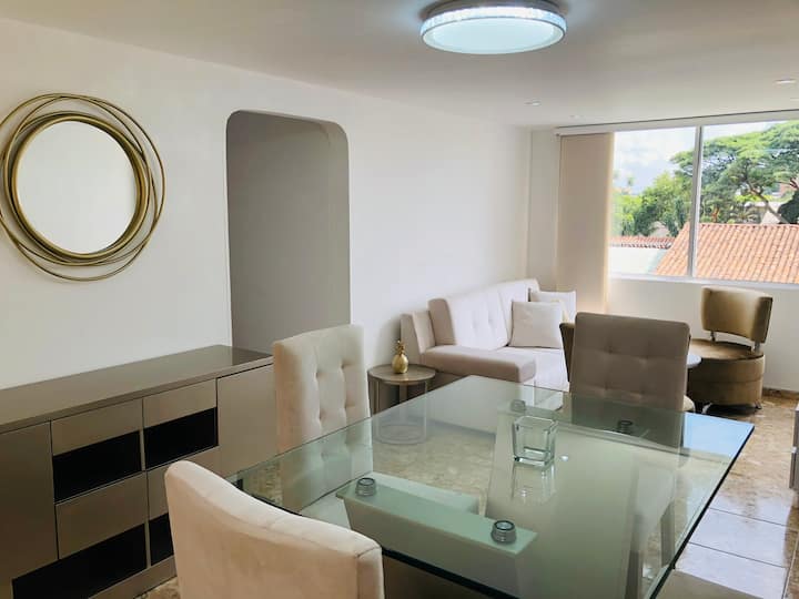 Apartamento Remodelado En Zona Central - Cali