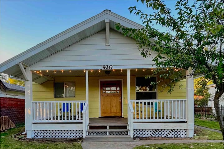 Big 3 Bedroom Home, Bike To Downtown Missoula - ミズーラ, MT